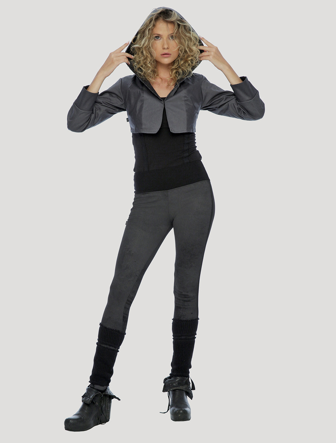 Cyberpunk Clothing - Psylo's Cutting-Edge Collection - Psylo